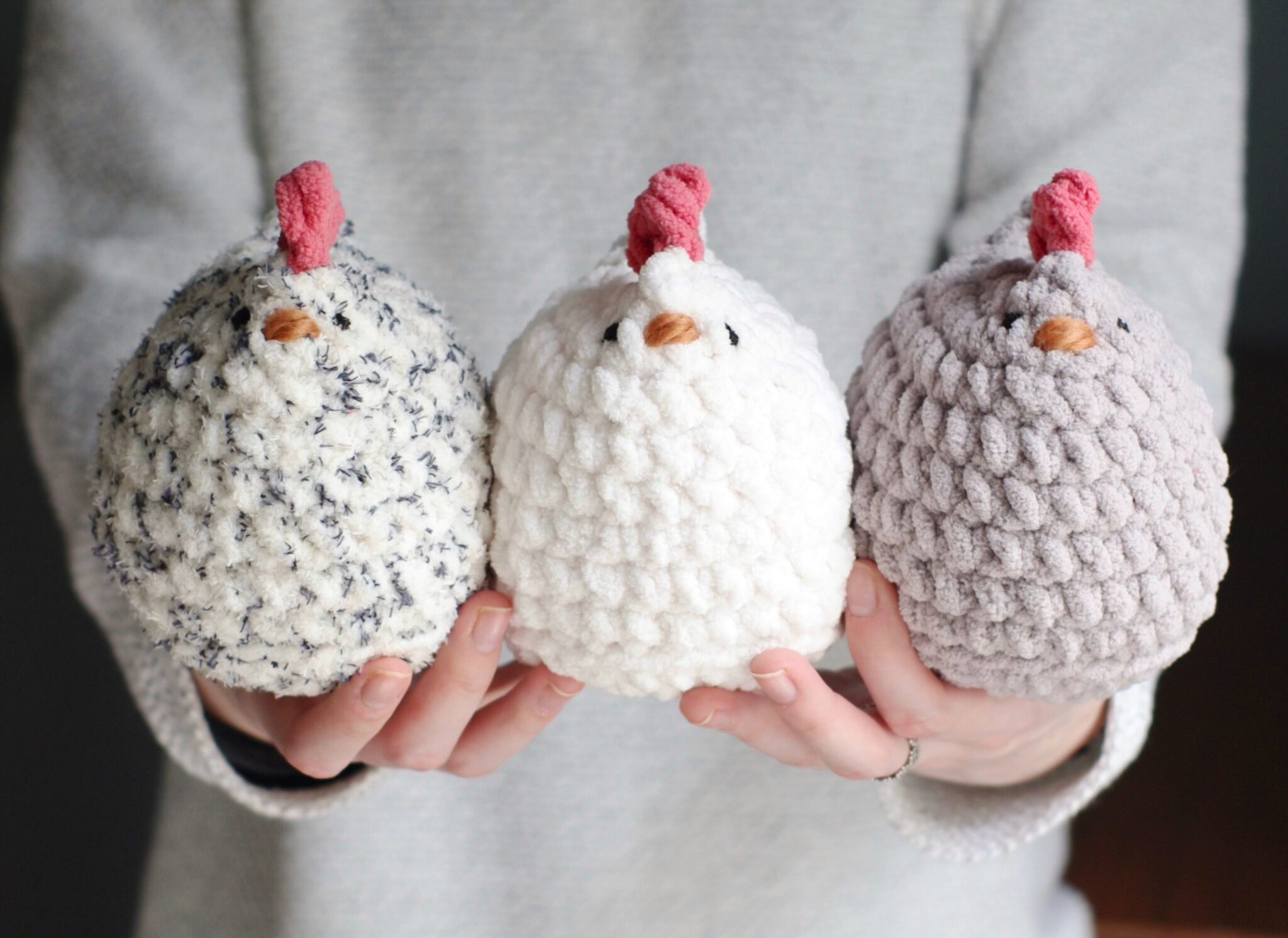 Mabel Chicken™ CROCHET PATTERN - Oak and Marlow