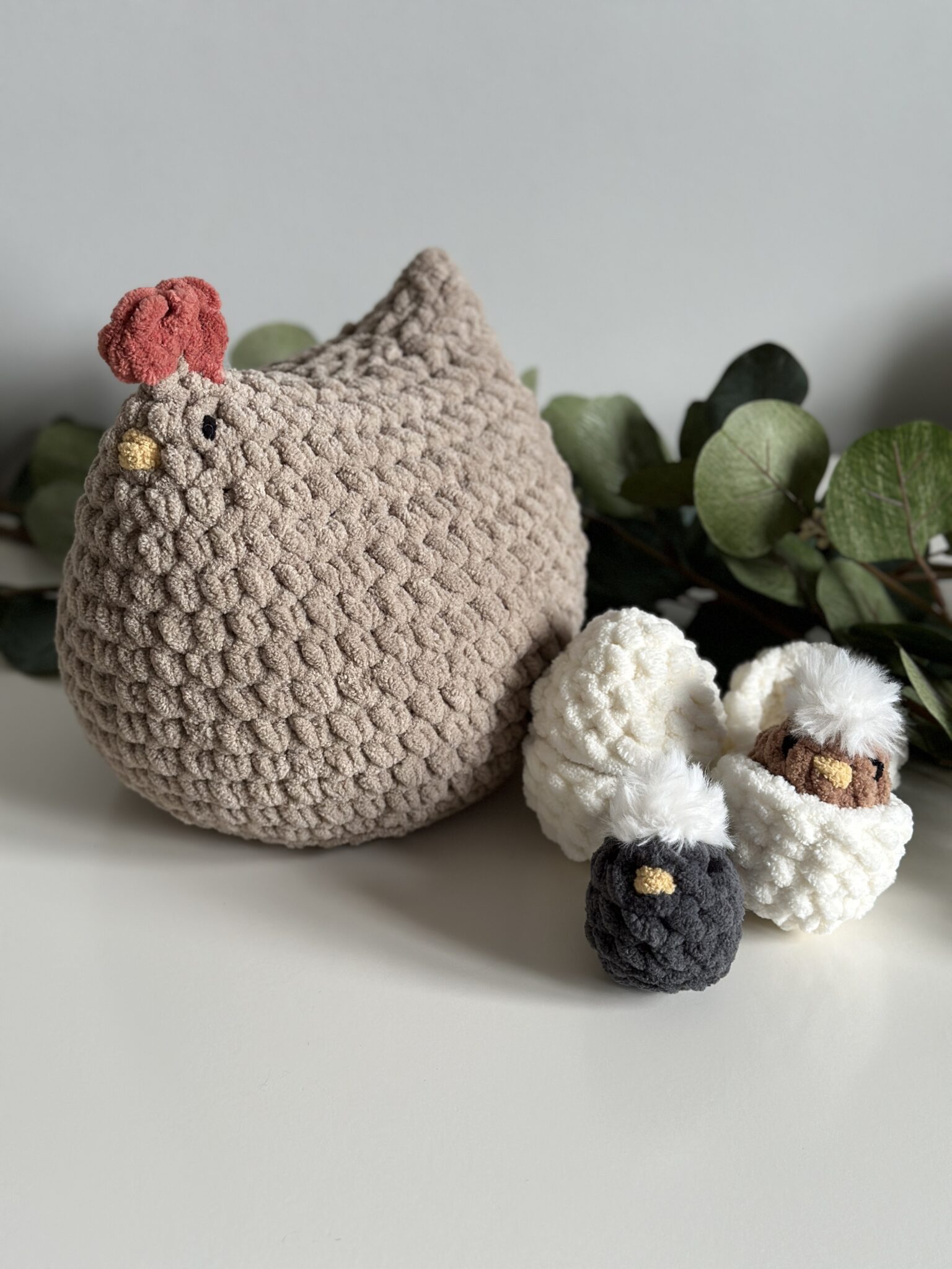 Mini Mabel Hatching Egg Crochet Pattern - Oak and Marlow