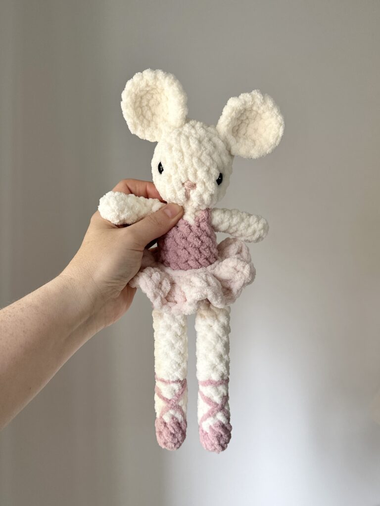 Brie Mouse + Mermaid Tail Mod CROCHET PATTERN (Fable Collection) - Oak ...