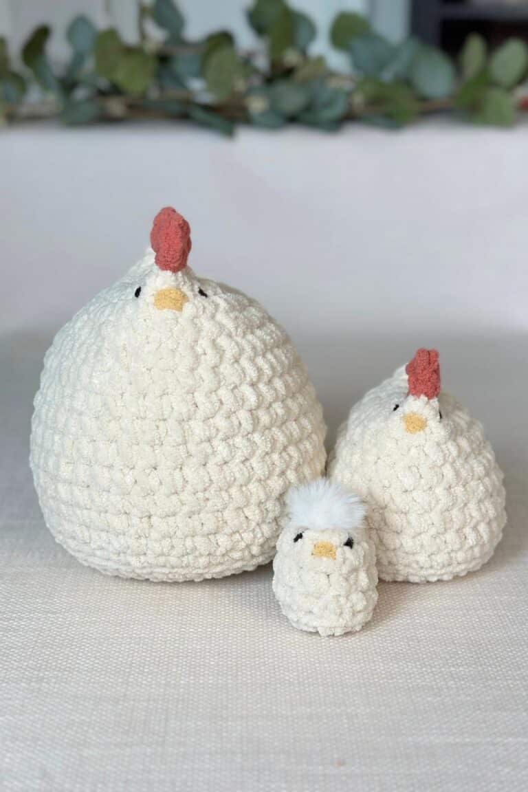 Crochet Chicken Pattern Roundup - Oak and Marlow