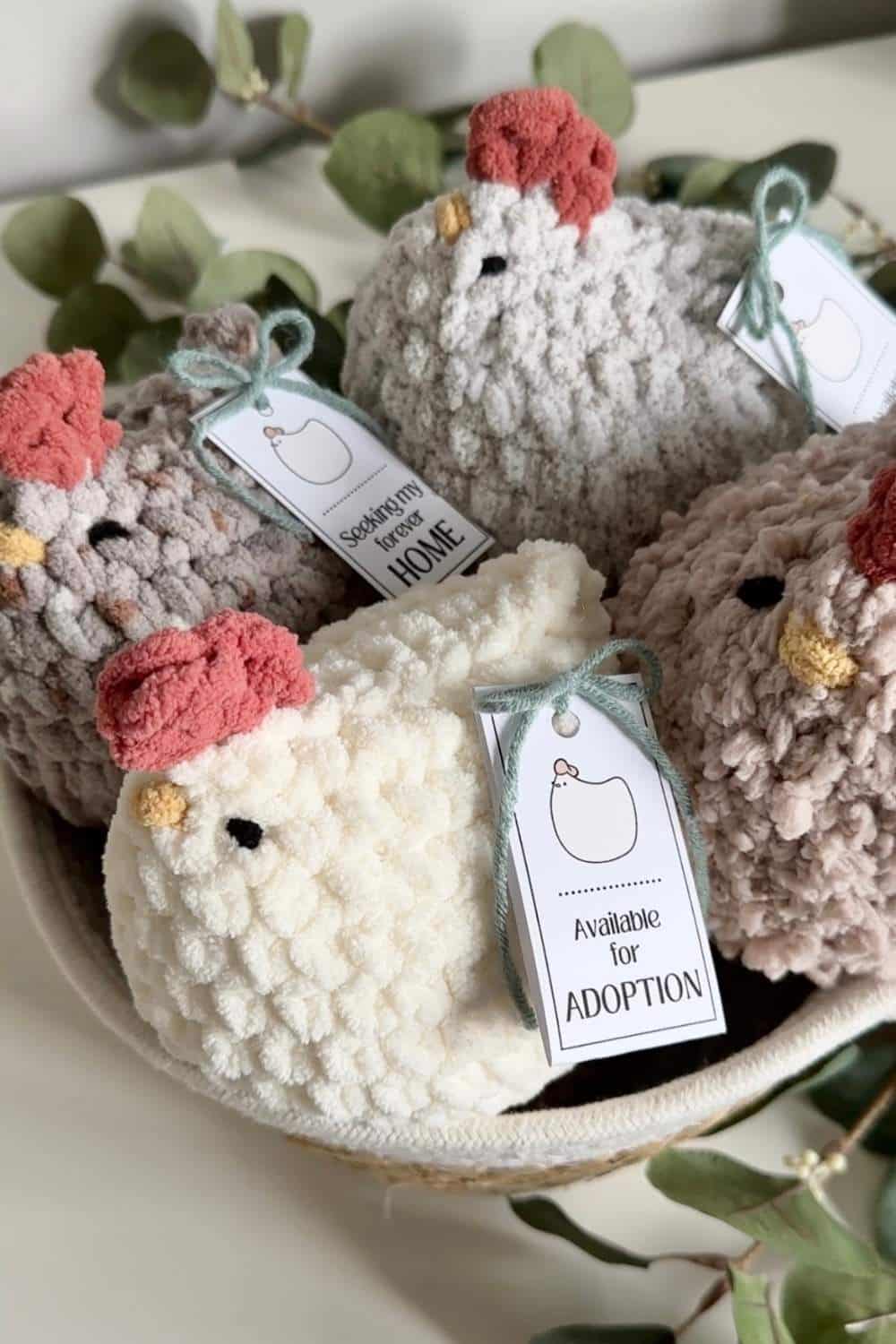 Crochet Chicken Pattern Roundup - Oak and Marlow
