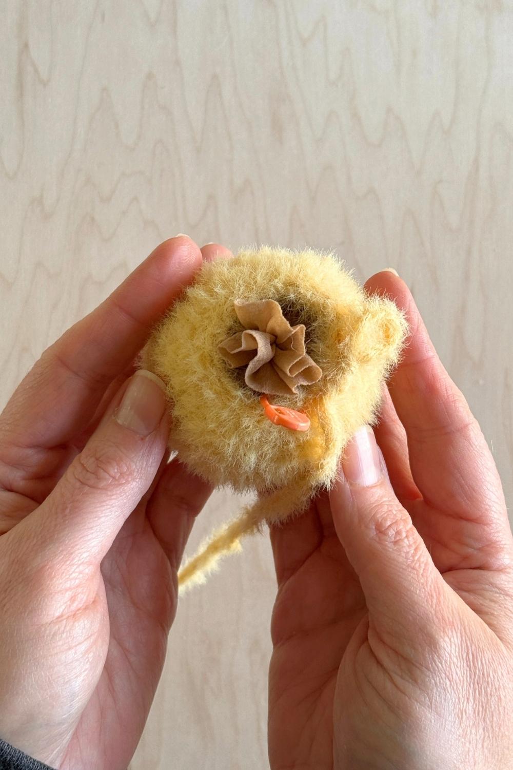 Crochet Desk Duck Pattern - Oak and Marlow